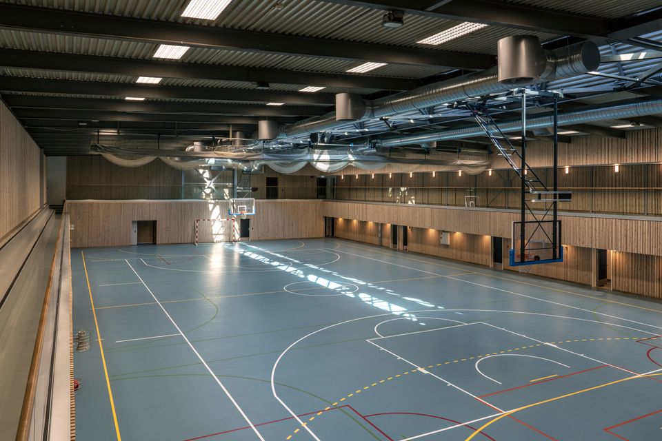 Trasopphallen på Oppsal arena er ferdig rehabilitert | Kultur- og ...