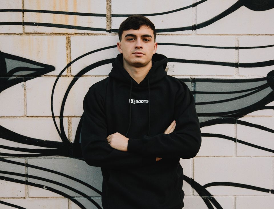 Reboots: Pedri wins the Golden Boy Award 2021 – and is already making ...