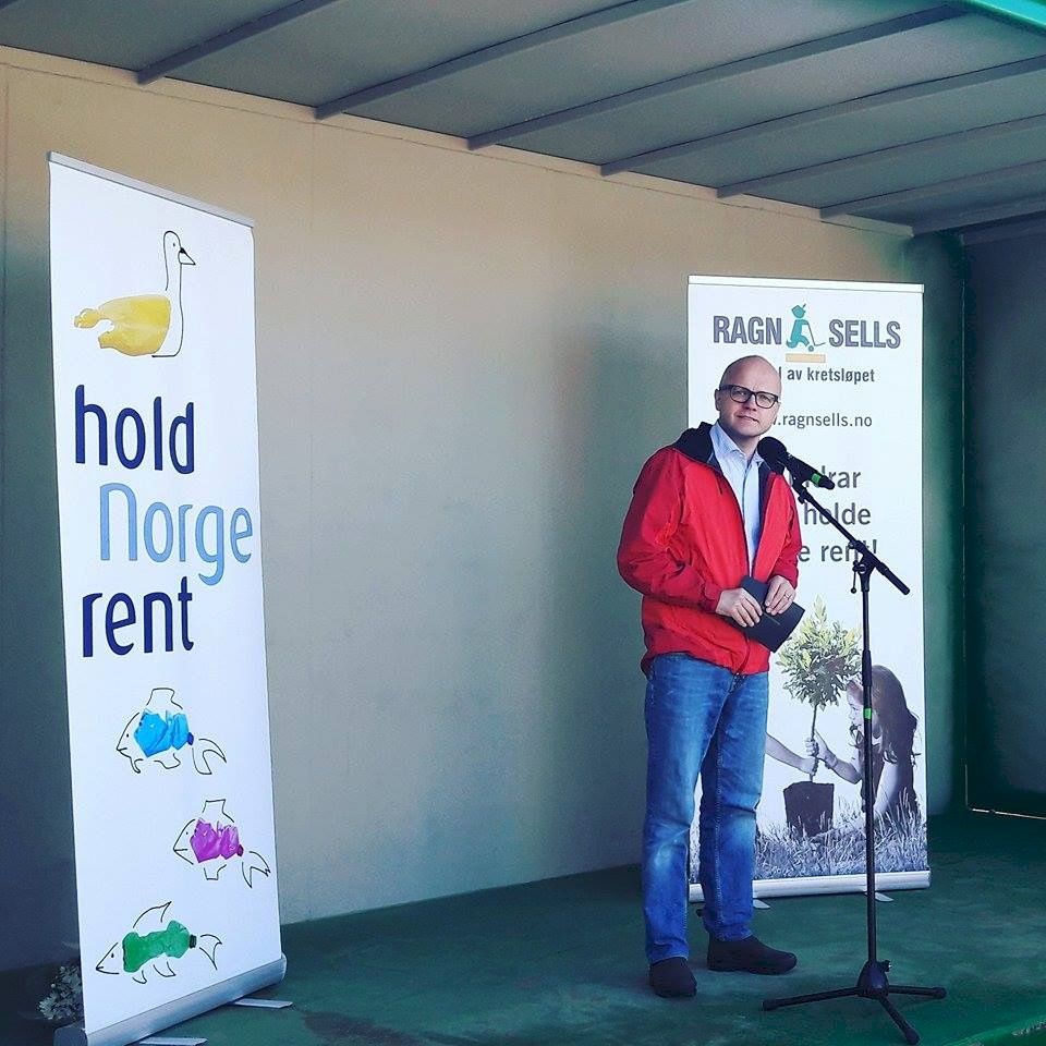 Strandryddedagen 2016: Tusener av frivillige skal ut og rydde | Hold Norge Rent