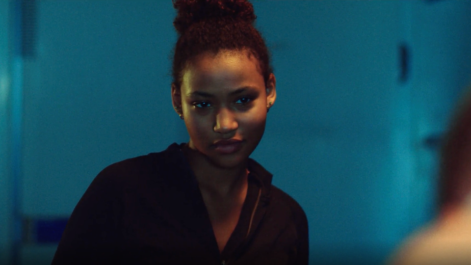 Følg den krevende veien mot proffdrømmen i fotballdramaet «Beist» | NRK