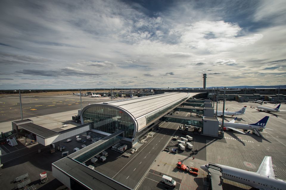 Avinor Oslo lufthavn feirer 20 år | Avinor