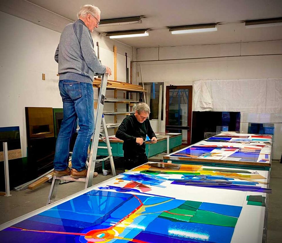GLASSKUNST TIL NYE TAU KIRKE | Glass og Fasadeforeningen