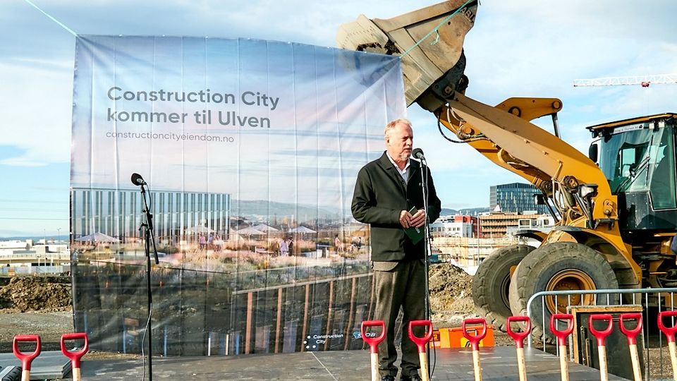 Første spadetak på Construction City | OBOS