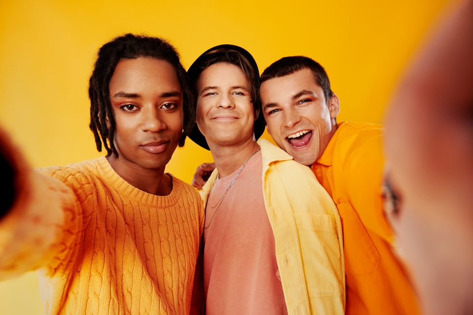 Morgan Sulele, Adrian Sellevoll & Amara slipper sommerens feteste låt ...