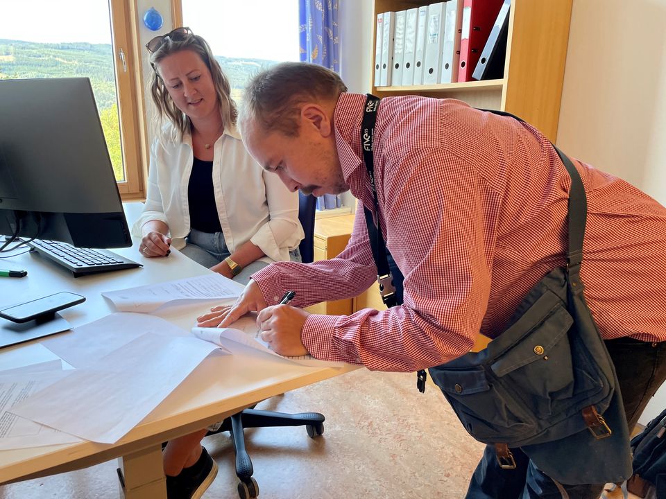 Historisk signering på høgskolen | Universitetet i Innlandet