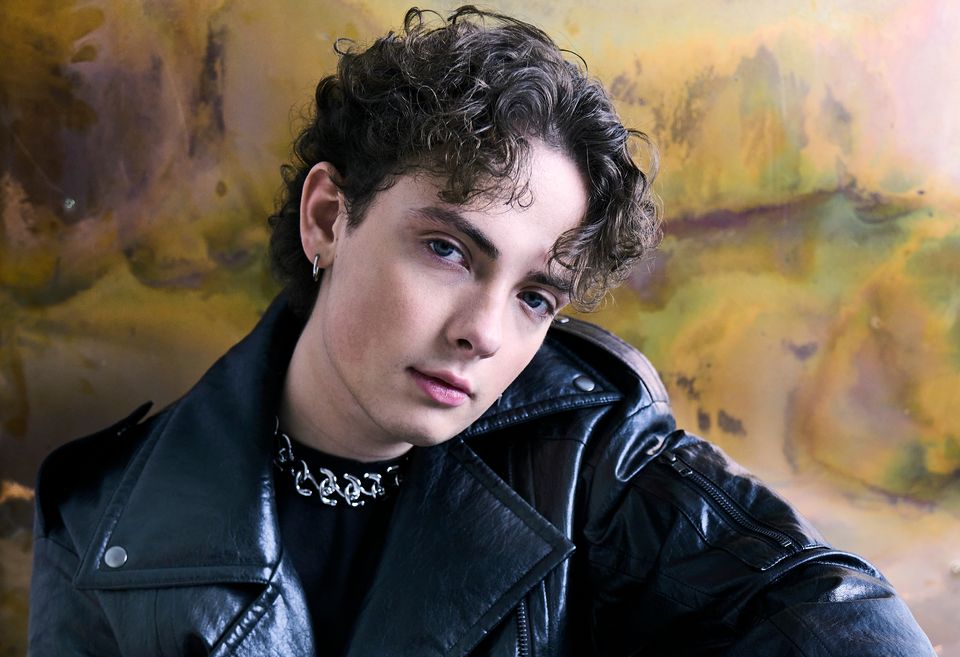 Jonathan Floyd henter inspirasjon fra cheezy 80’s film i ny låt ...