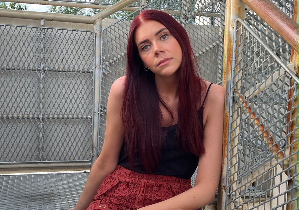 Lier-artisten LOKLYN slipper "Everything I thought I knew" i dag ...