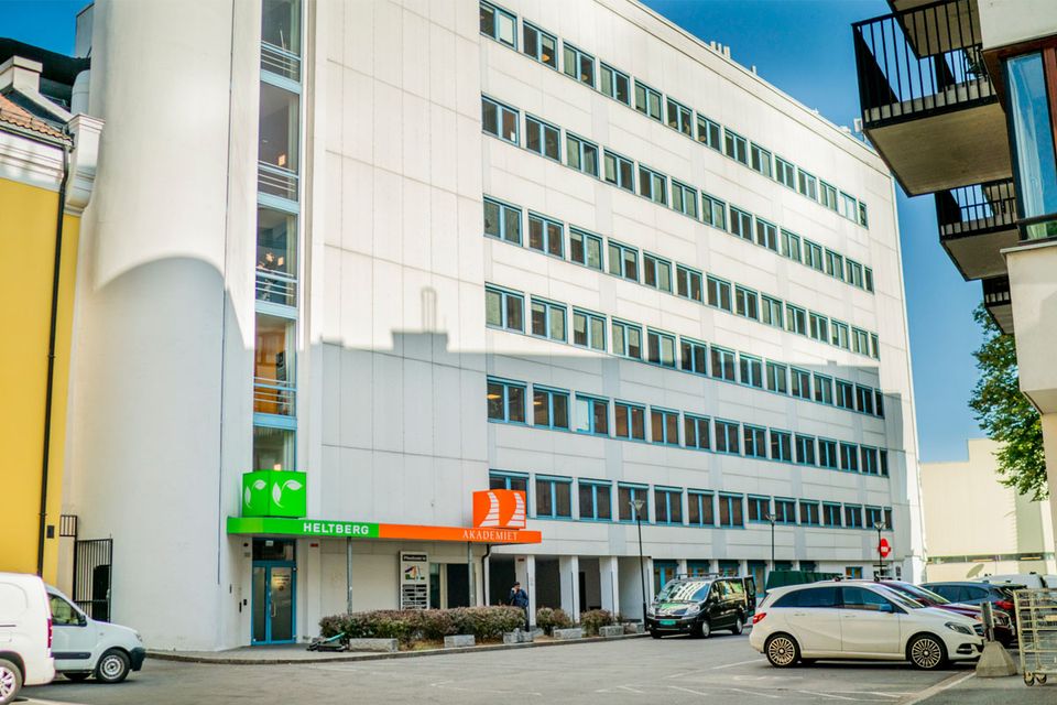 Suksess med gratis «mattedag» for elever på 10. trinn | Akademiet Norge