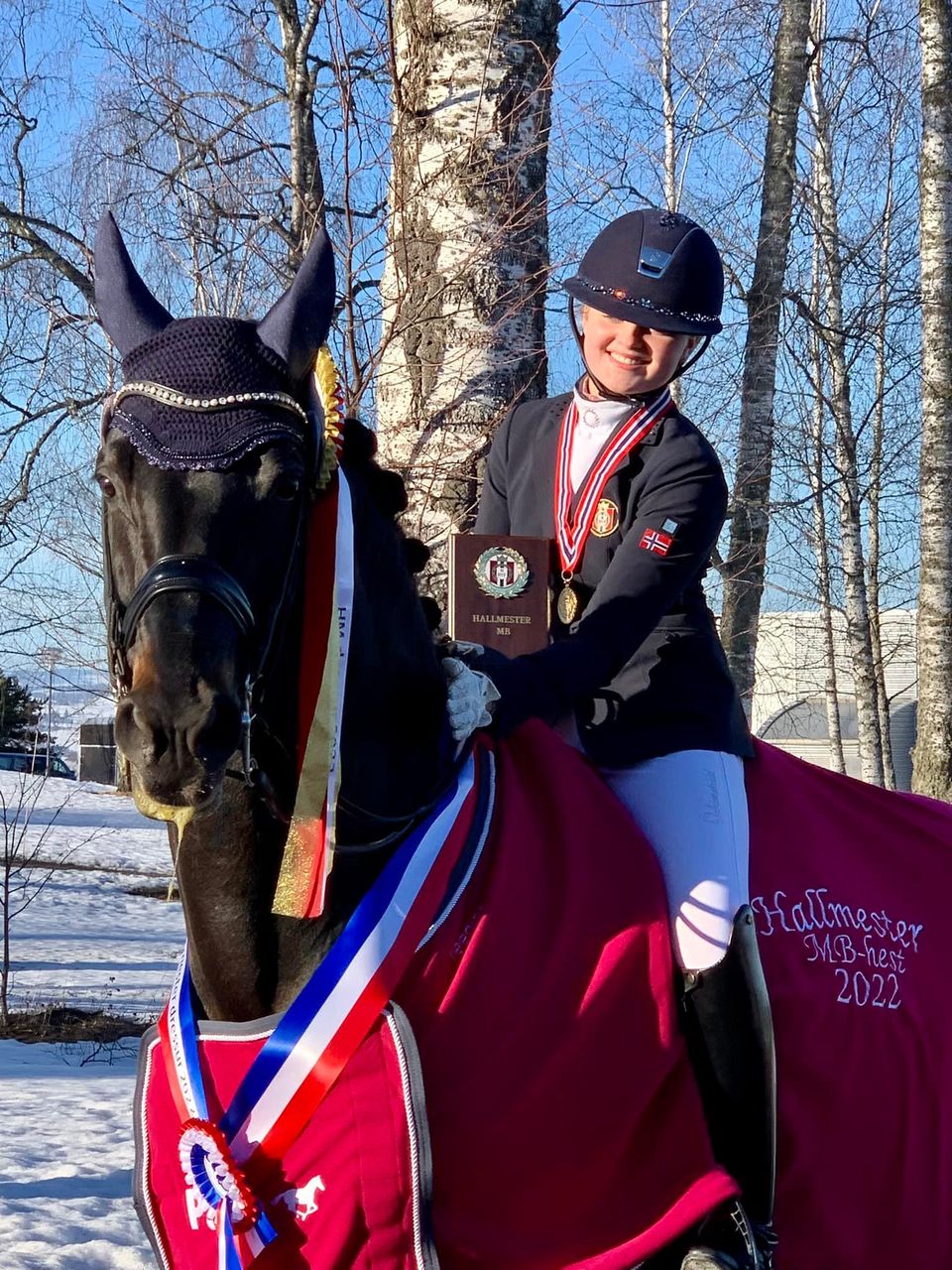 Emma Løkken vant gull i HM | Norges Rytterforbund