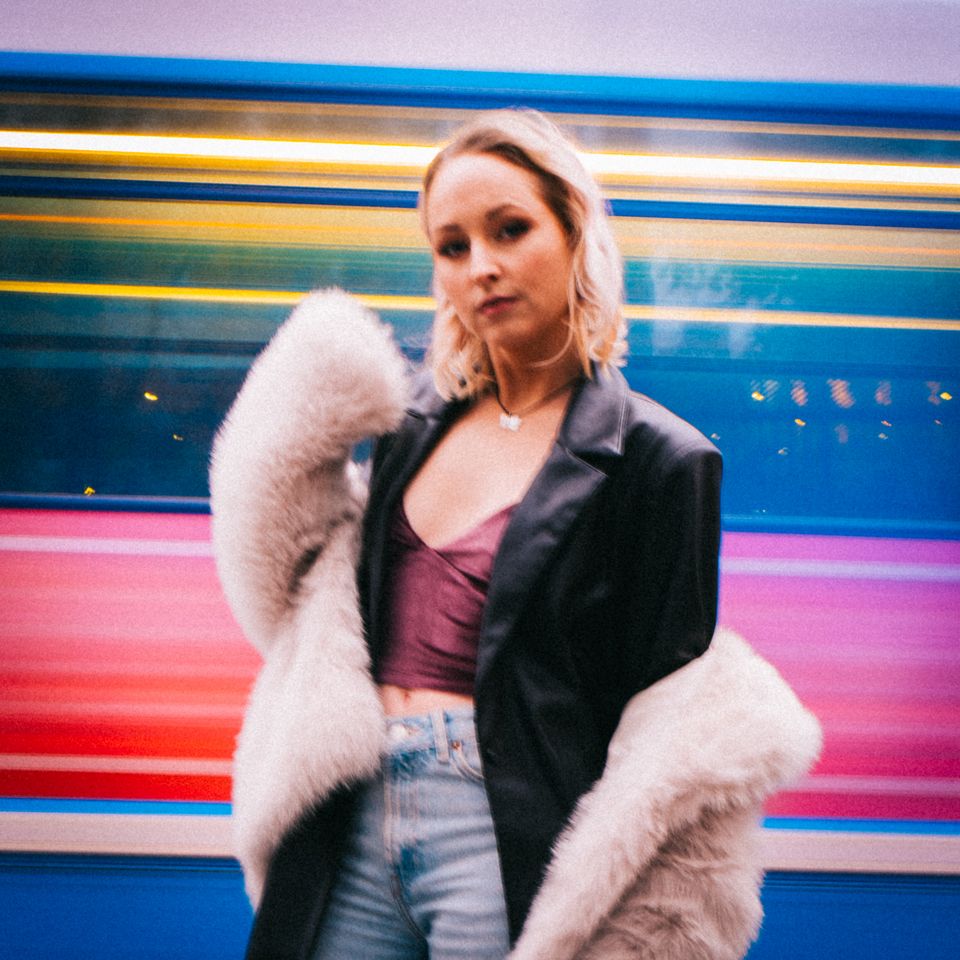 Maylen Rusti kickstarter året med knallsterk dansbar popsingel | Sounds ...