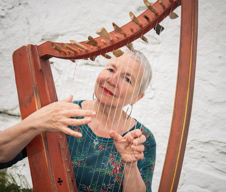 Tone Hulbækmo returns to her musical roots. On "Harpedåm," the ...