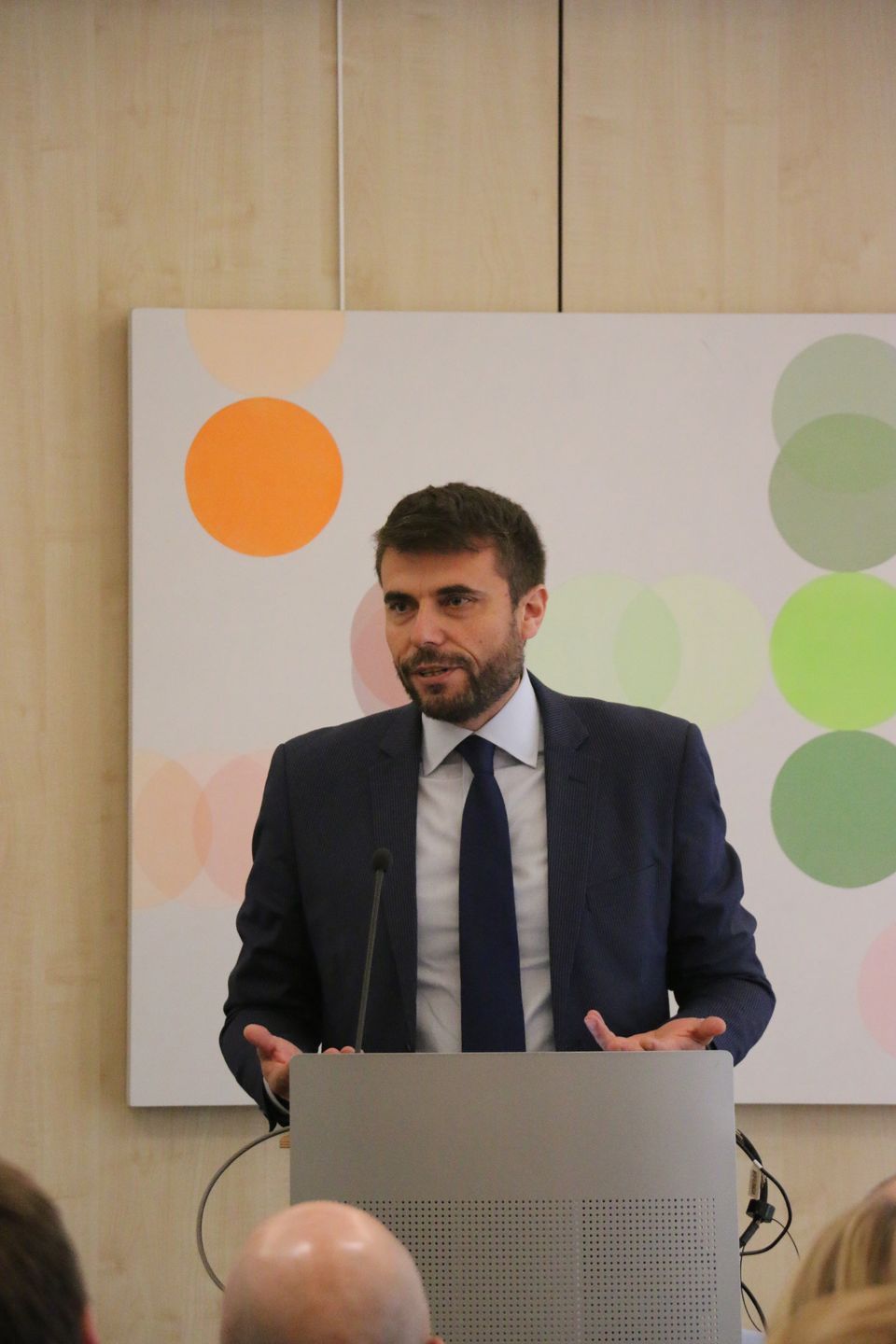 Transition to zero and low emission aviation requires a coordinated ...