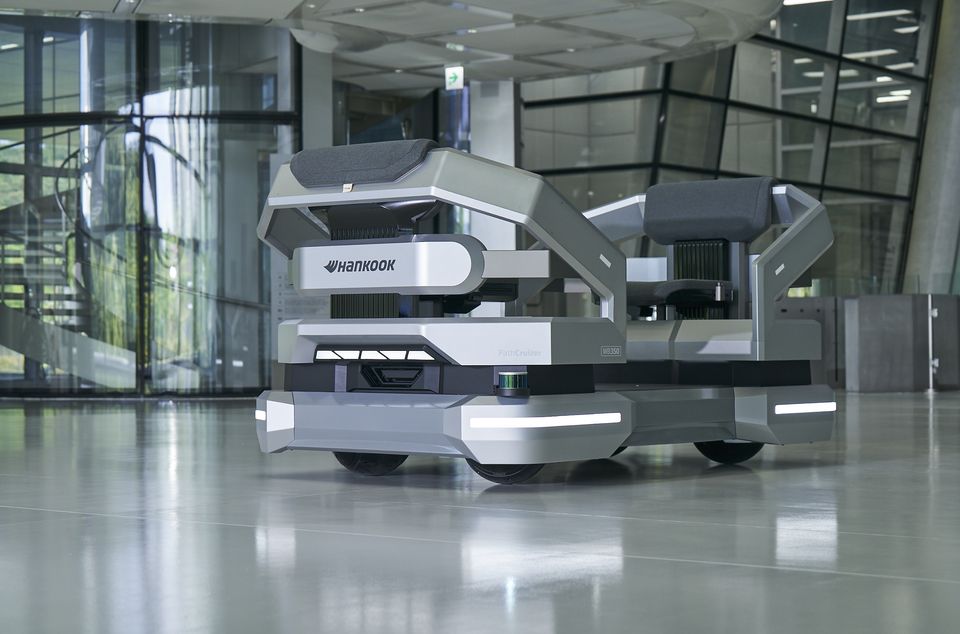 3D-printed tyres and a vehicle with spherical wheels: Hankook showcases ...