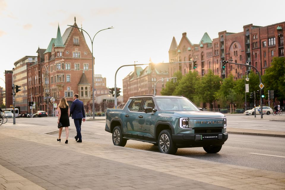 Maxus' nye elektriske pickup med firehjulstrekk oppnår fem stjerner i ...