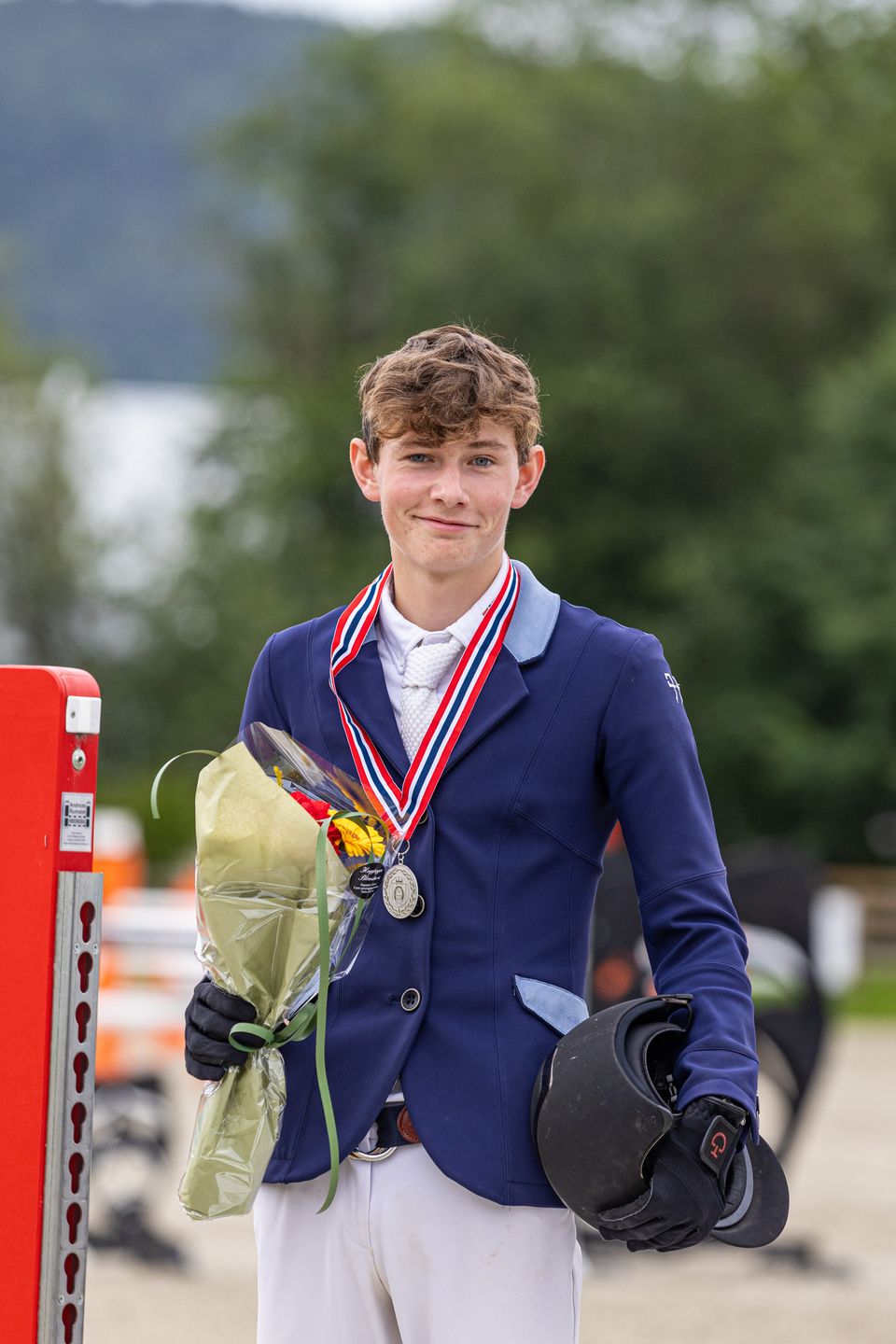 Martine Berheim Skår tok NM-gull på sprangbanen | Norges Rytterforbund