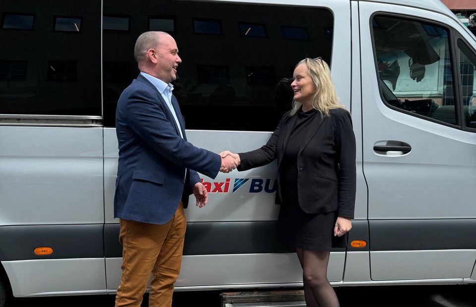 Saga Tenix og Oslo Taxibuss utvider samarbeidet | Saga Tenix