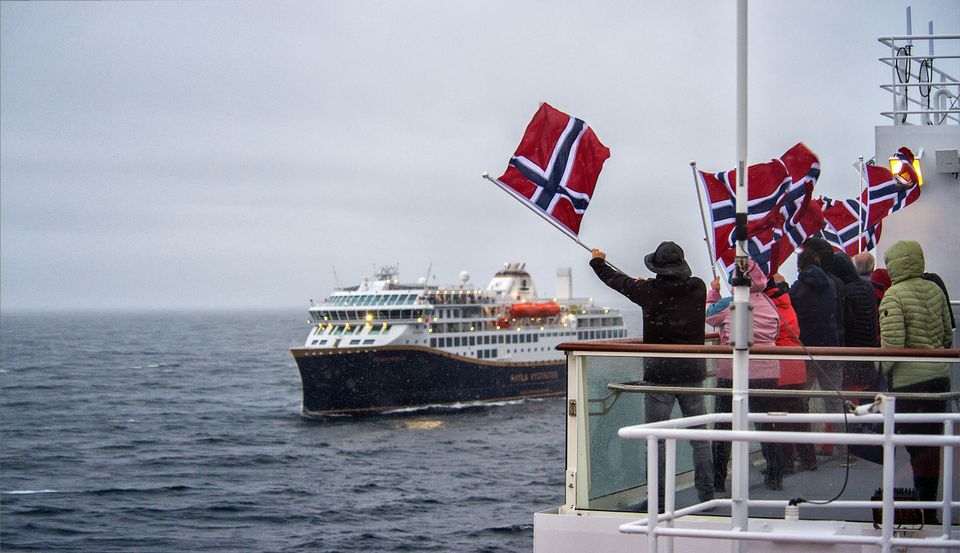 Norwegian coastal route celebrates its 130th anniversary – open ships ...
