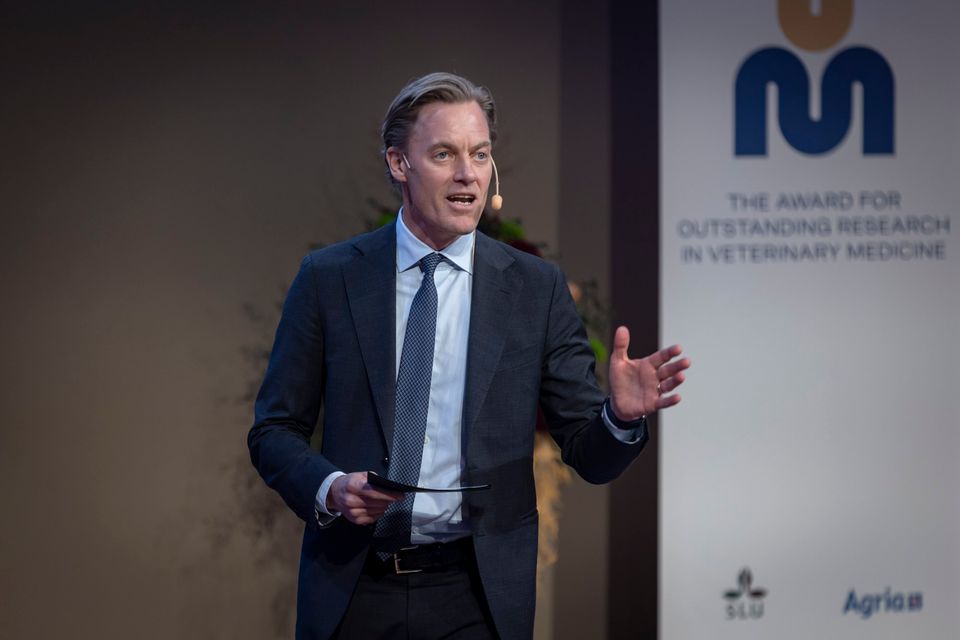 H.K.H. kronprinsesse Victoria av Sverige delte ut ny veterinærmedisinsk ...