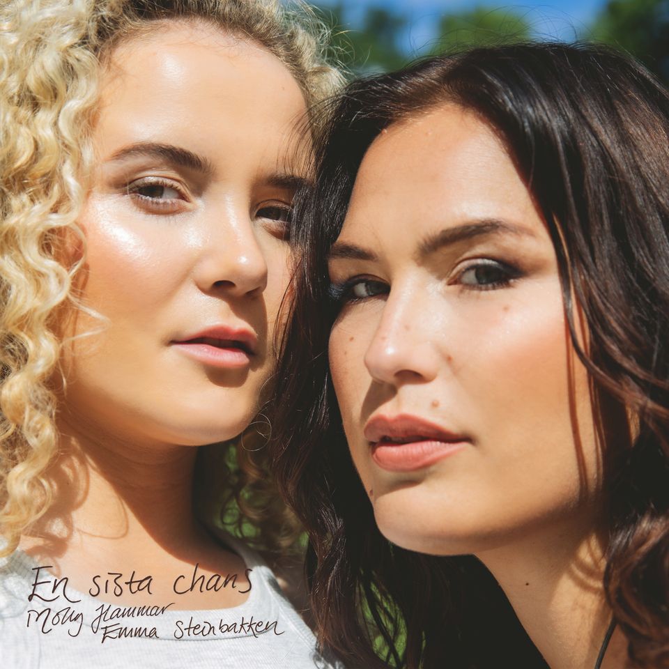 Molly Hammar byr på sensommer-toner i den nye singelen «En Sista Chans» sammen med Emma ...
