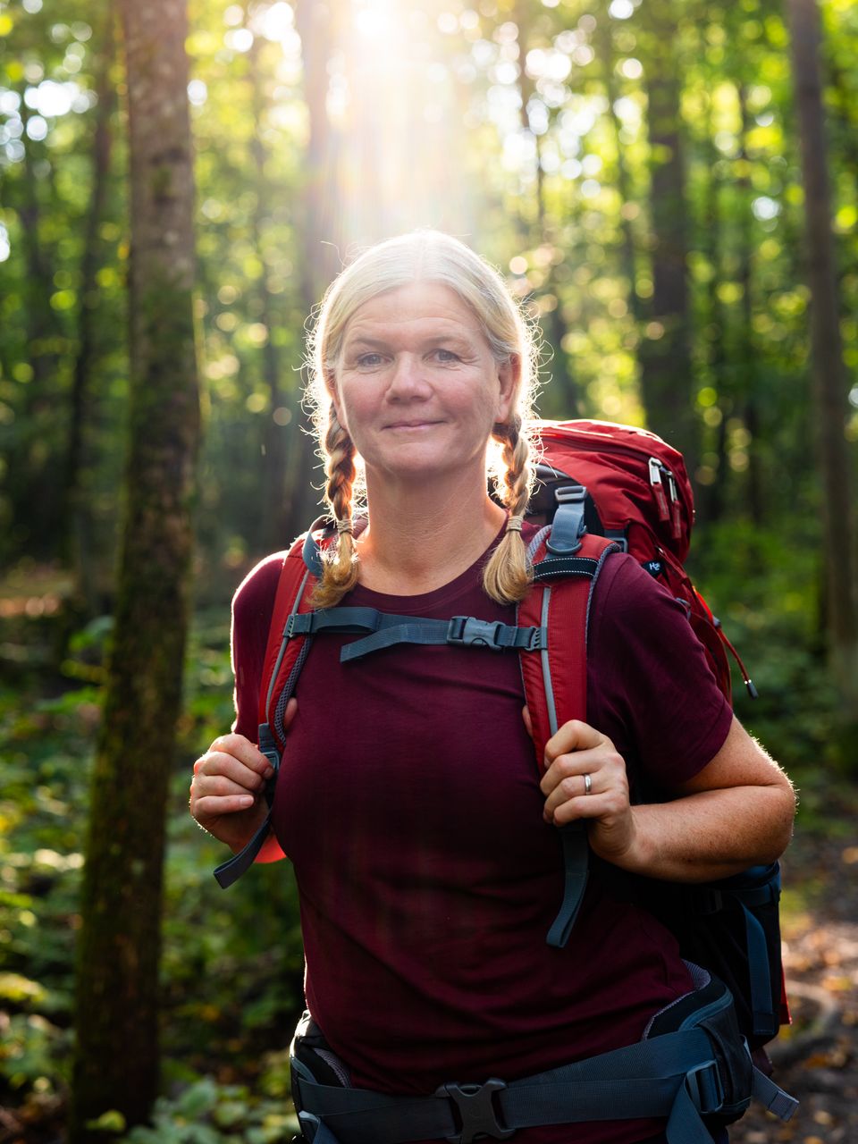 Disse blir med Anne Lindmo på tur i ny NRK-serie | NRK